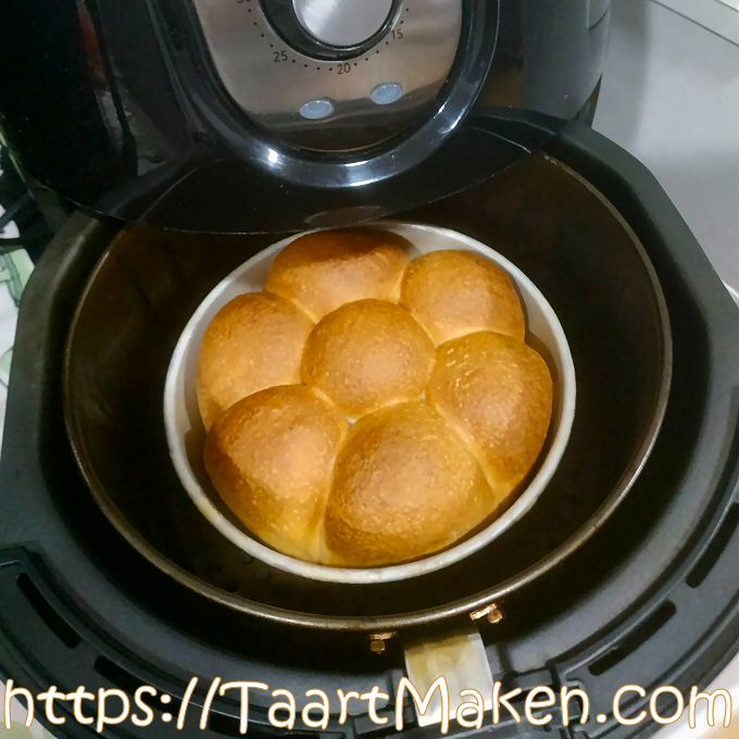 Lekker en simpel brood bakken in je airfryer: in 27 minuten
